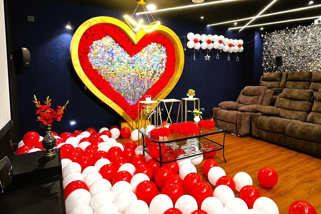 Private Theaters in Hyderabad | Binge 'n Bash