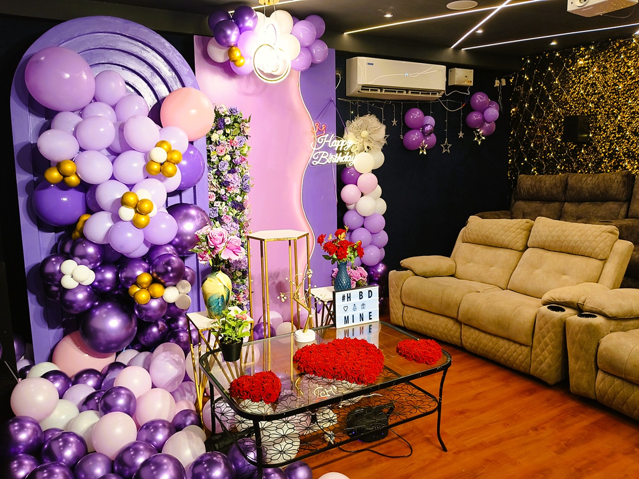 Private Theaters in Hyderabad | Binge 'n Bash