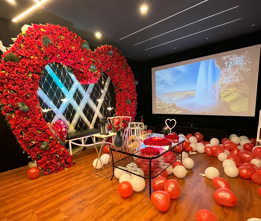 Private Theaters in Hyderabad | Binge 'n Bash